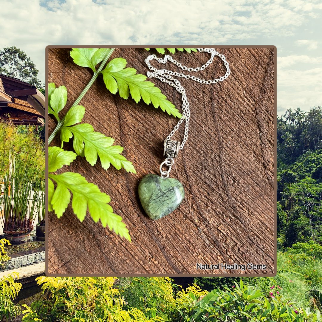 Green Jade Heart Necklace for Peace and Prosperity